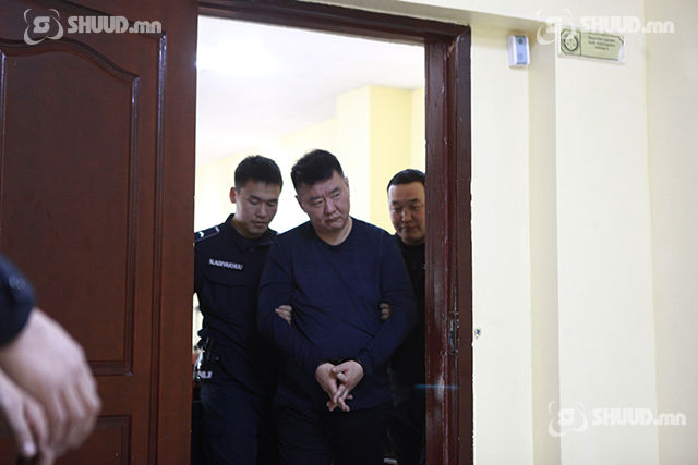 Б Махболд холбогдох хэргийн шүүх хурал хойшлогдлоо